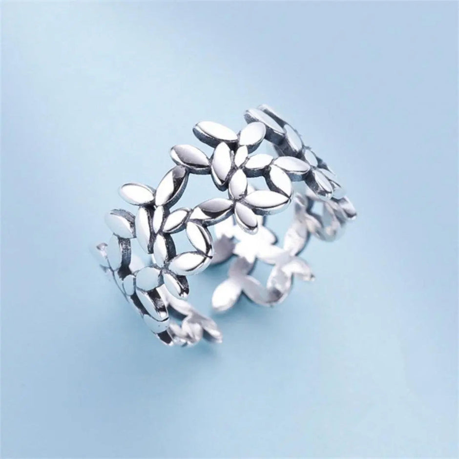 RINGS – Evelyn Jewellery